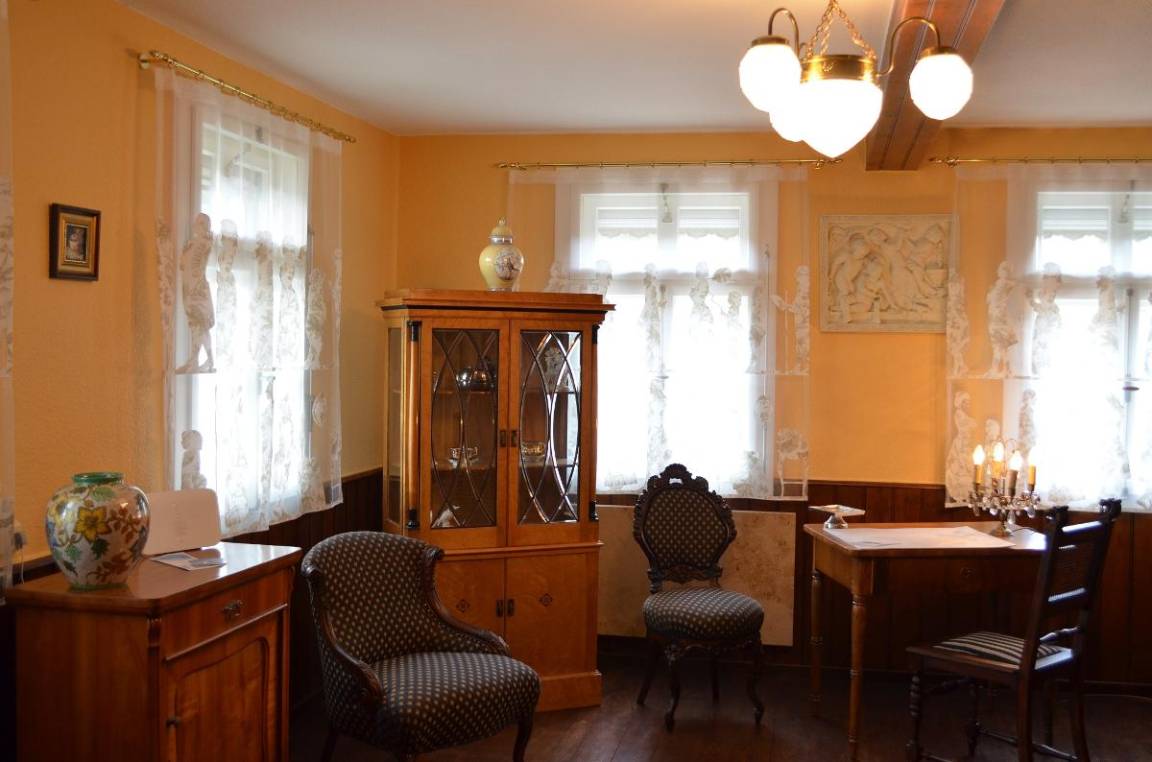 Ferienwohnung ∙ 2 Schlafzimmer ∙ 4 Gäste - Ebensfeld