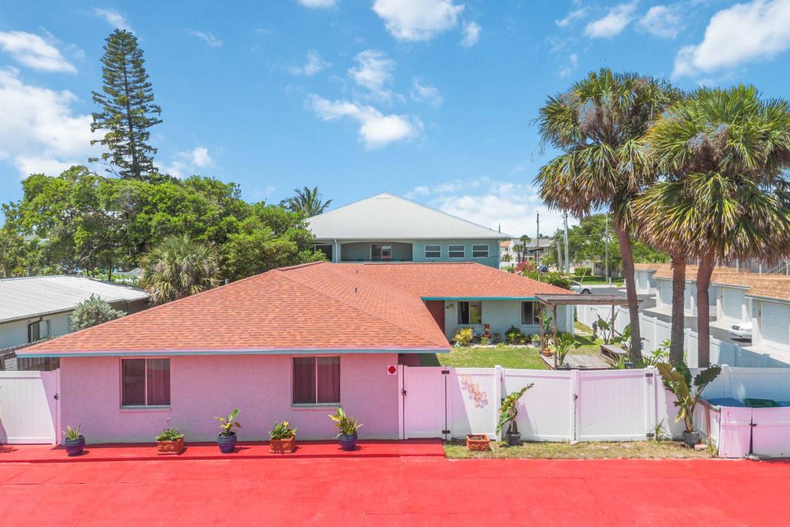 97 M² Apartment ∙ 2 Bedrooms ∙ 4 Guests - Cape Canaveral, FL