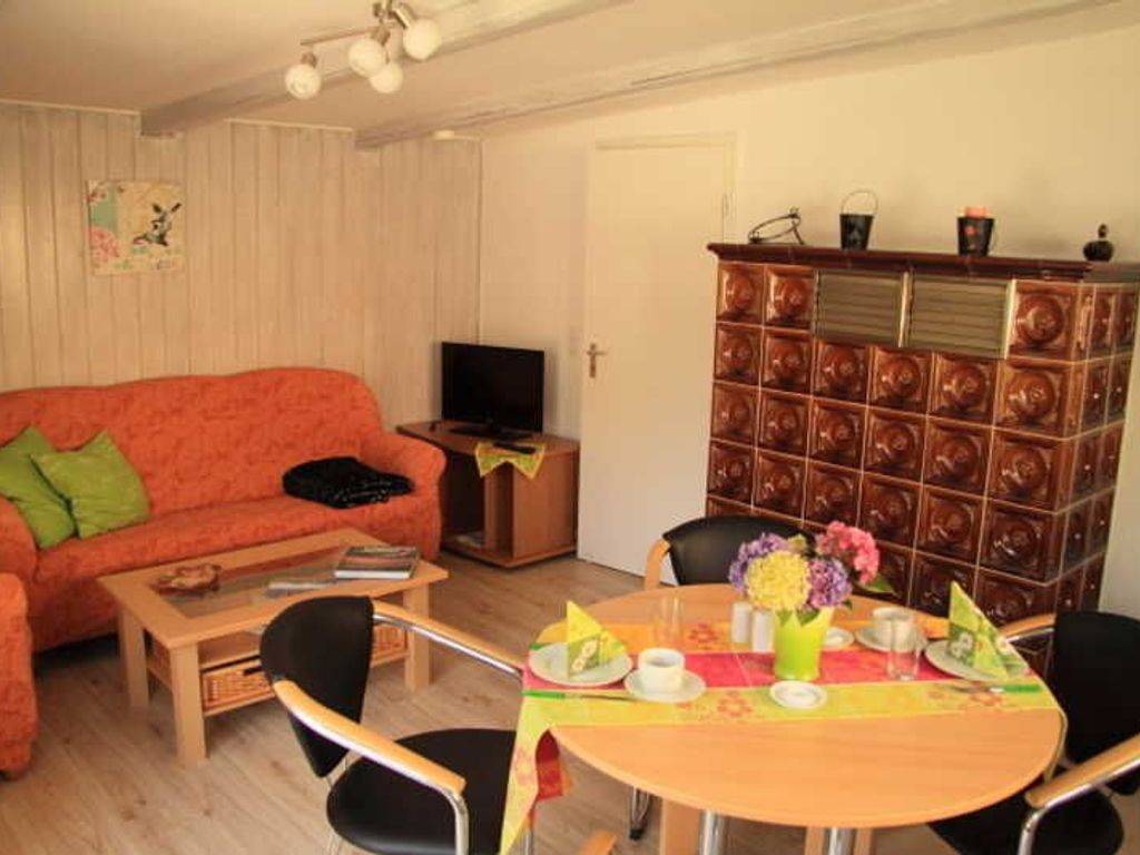37 M² Ferienhaus ∙ 1 Schlafzimmer ∙ 2 Gäste - Neustrelitz