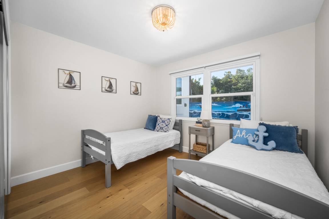 181 M² House ∙ 4 Bedrooms ∙ 8 Guests - Long Beach, CA