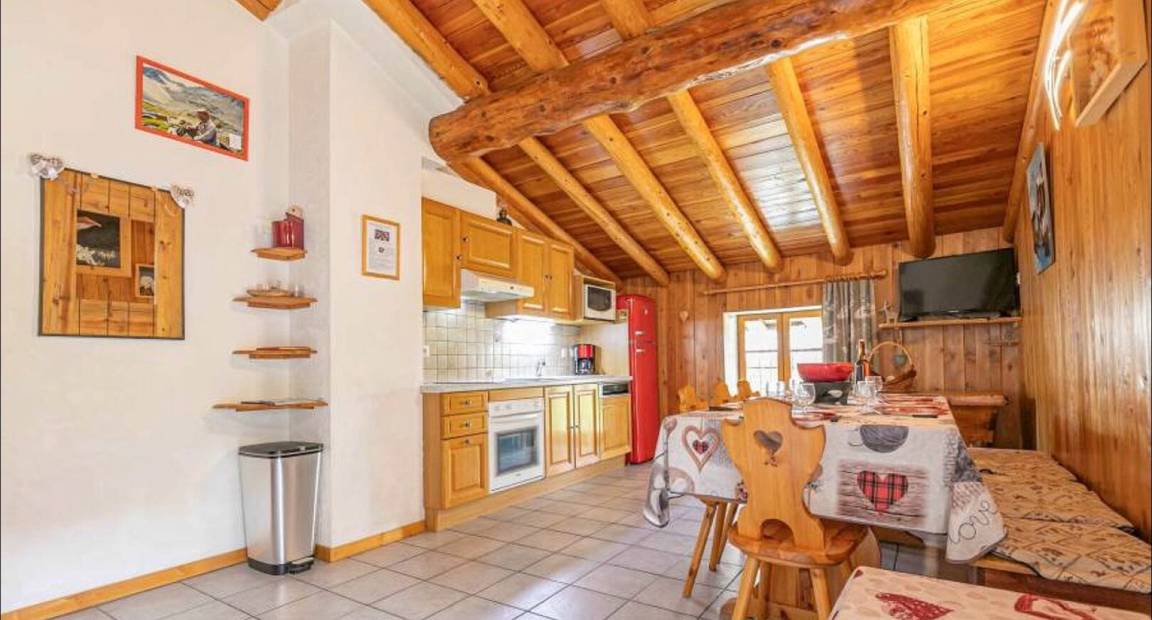 70 M² Chalet ∙ 1 Bedroom ∙ 7 Guests - Bonneval-sur-Arc