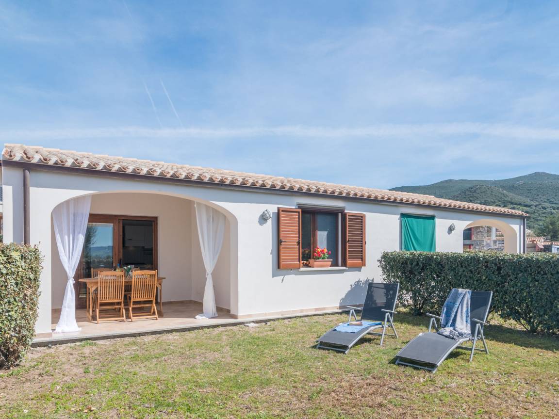 40 M² Casa Vacanza ∙ 1 Camera Da Letto ∙ 4 Ospiti - Badesi