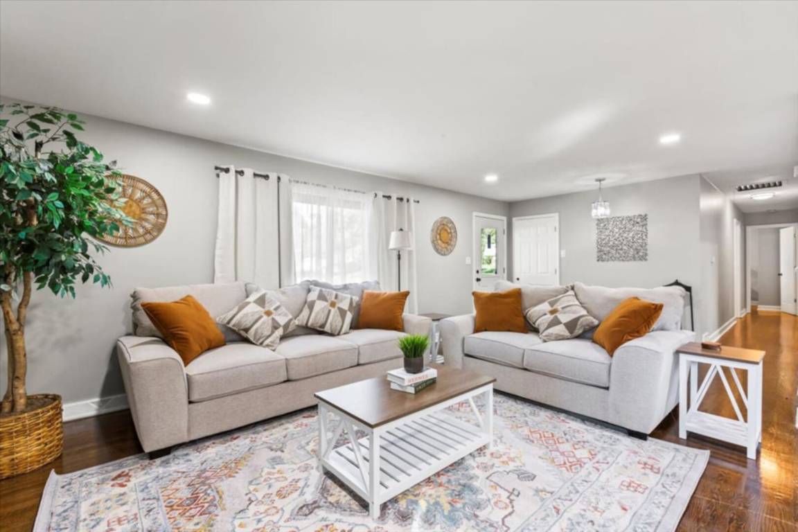 111 M² House ∙ 3 Bedrooms ∙ 8 Guests - Wheaton