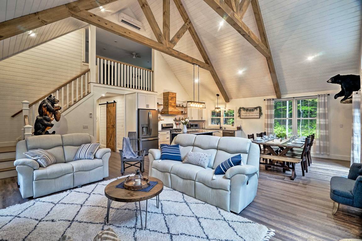 204 M² House ∙ 4 Bedrooms ∙ 16 Guests - Elk County, PA