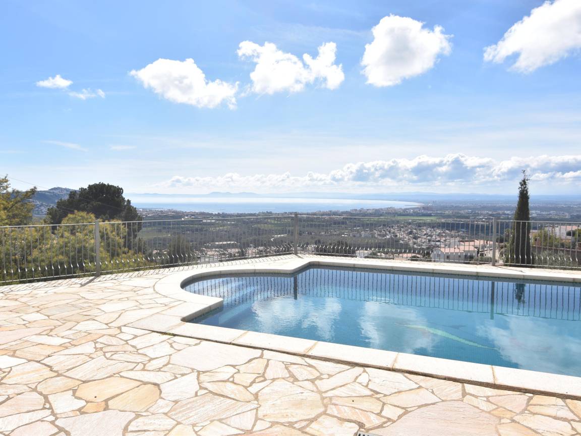 188 M² Maison De Vacances ∙ 6 Chambres ∙ 12 Personnes - Cadaqués
