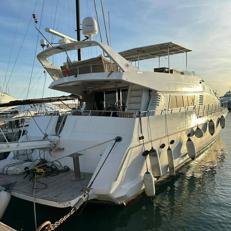 300 M² Habitación Compartida ∙ 1 Habitación ∙ 8 Huéspedes - Torremolinos