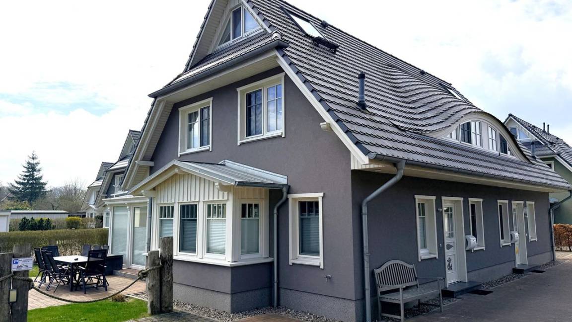 125 M² Ferienhaus ∙ 4 Schlafzimmer ∙ 8 Gäste - Zingst