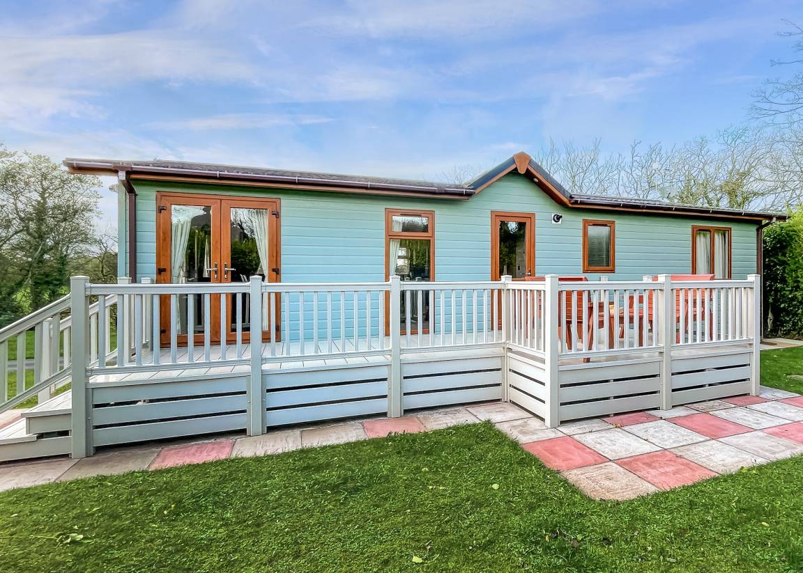 Chalet ∙ 2 Bedrooms ∙ 4 Guests - Wales
