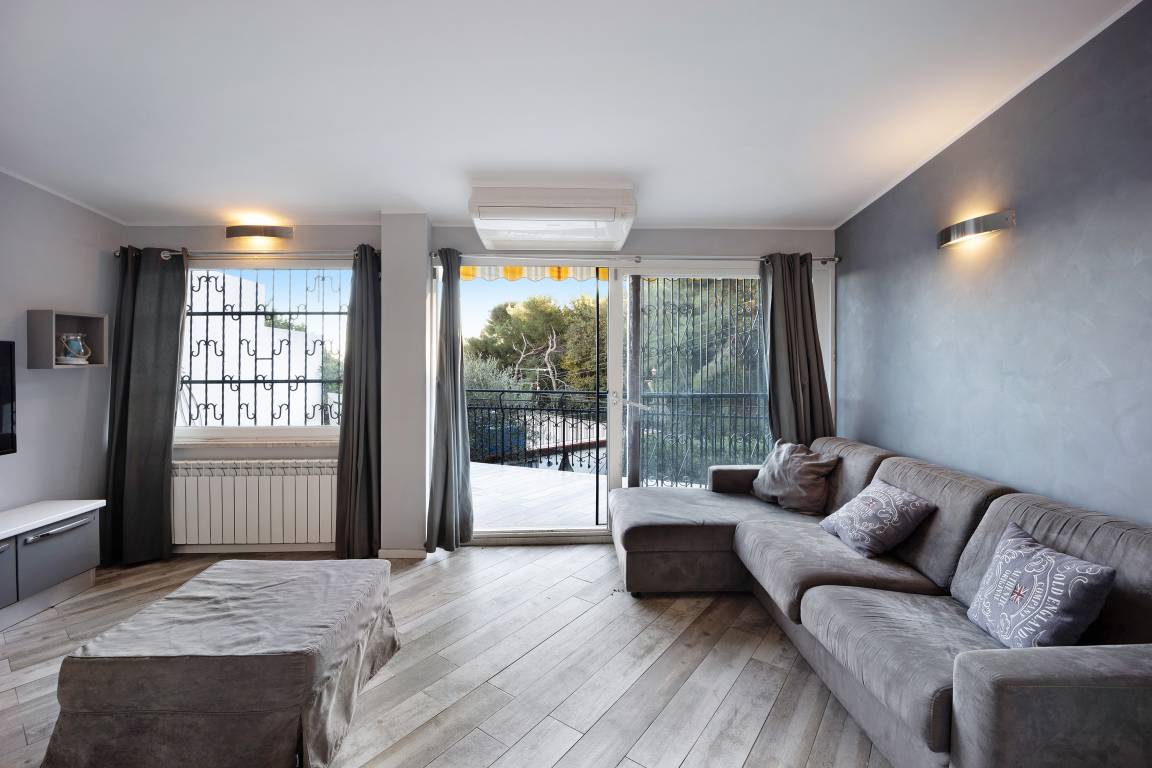 50 M² Apartment ∙ 2 Bedrooms ∙ 6 Guests - Imperia