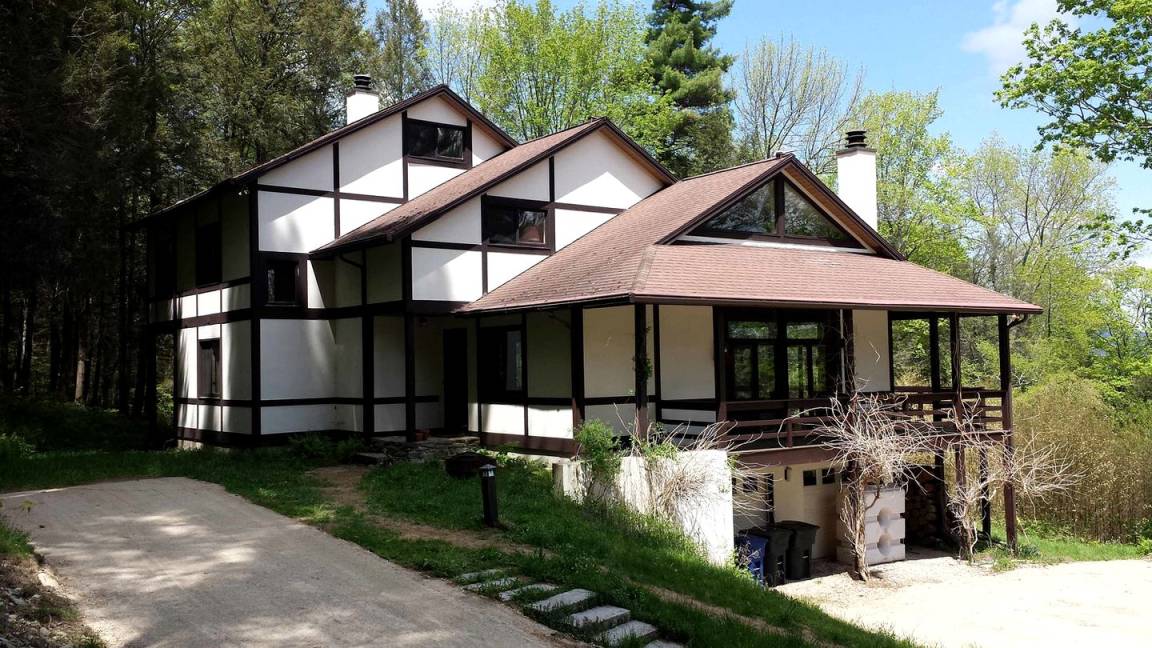 Accommodation ∙ 1 Bedroom ∙ 15 Guests - Mount Washington State Forest, Mt Washington