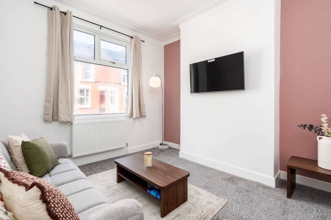 House ∙ 3 Bedrooms ∙ 7 Guests - Doncaster