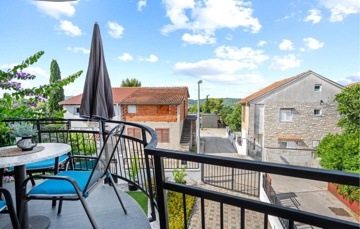 50 M² Ferienwohnung ∙ 1 Schlafzimmer ∙ 4 Gäste - Pirovac