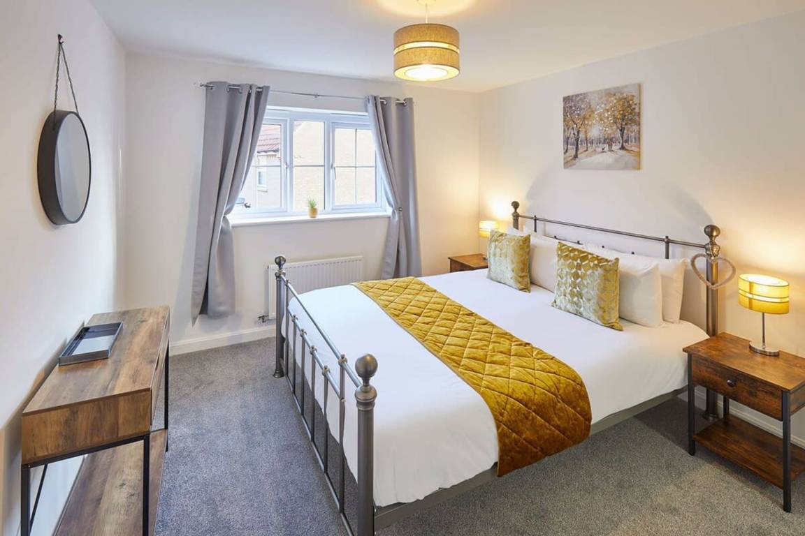 Apartment ∙ 4 Bedrooms ∙ 7 Guests - Robin Hood's Bay