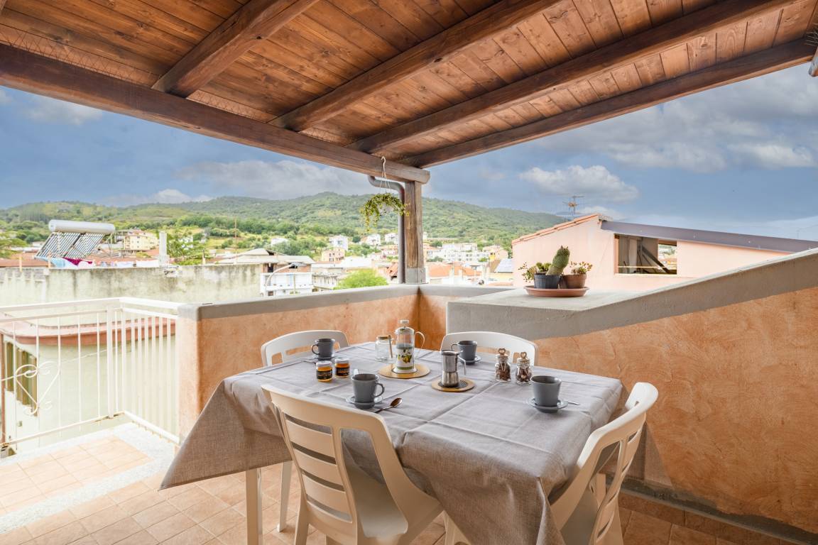 70 M² Apartamento ∙ 2 Habitaciones ∙ 5 Huéspedes - Bari Sardo