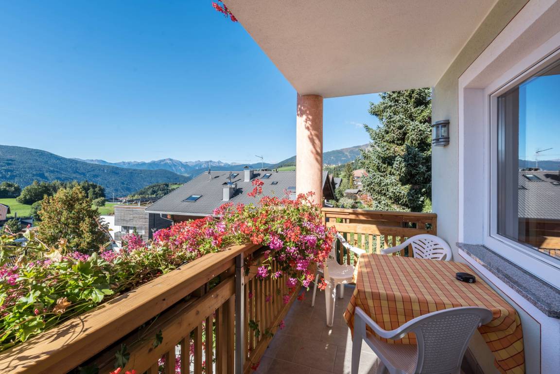 64 M² Ferienwohnung ∙ 2 Schlafzimmer ∙ 6 Gäste - Terenten