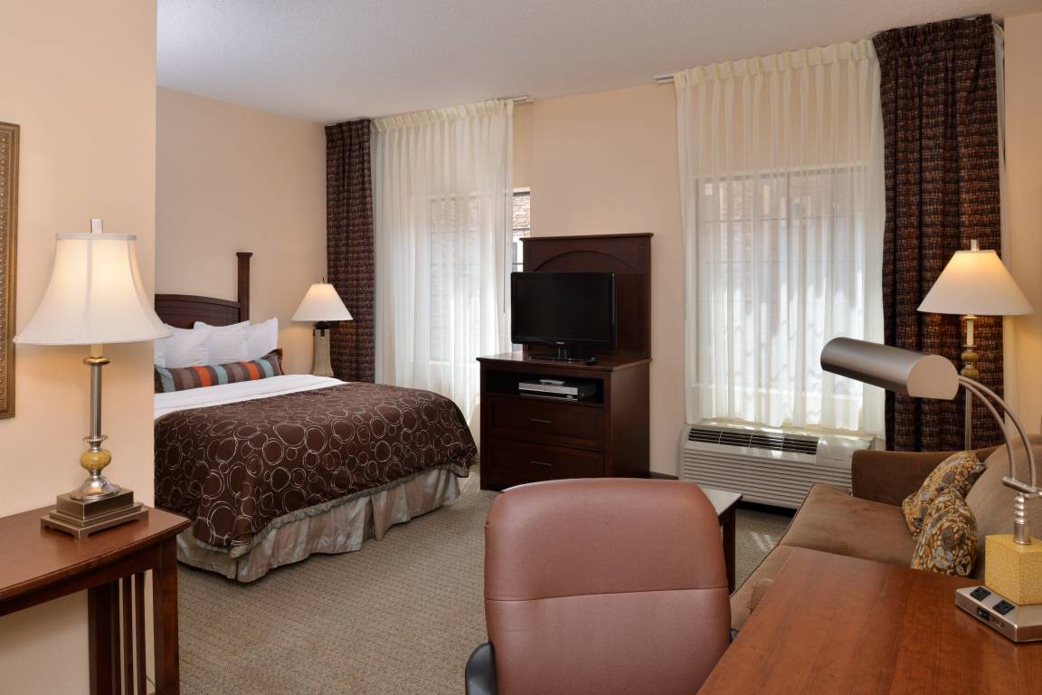 Hotel ∙ 1 Bedroom ∙ 2 Guests - Palmdale, CA