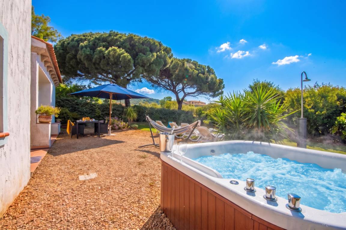 100 M² Appartamento Vacanza ∙ 2 Camere Da Letto ∙ 4 Ospiti - Arzachena