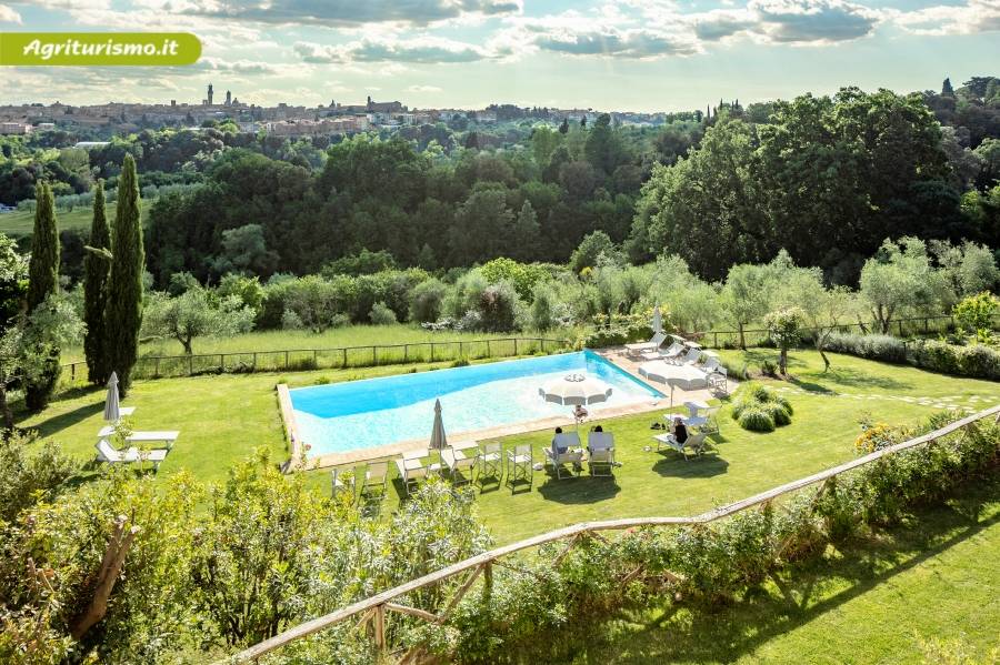500 M² Farmhouse ∙ 1 Bedroom ∙ 14 Guests - Siena