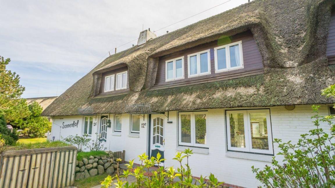 120 M² House ∙ 3 Bedrooms ∙ 6 Guests - Kampen, Germany