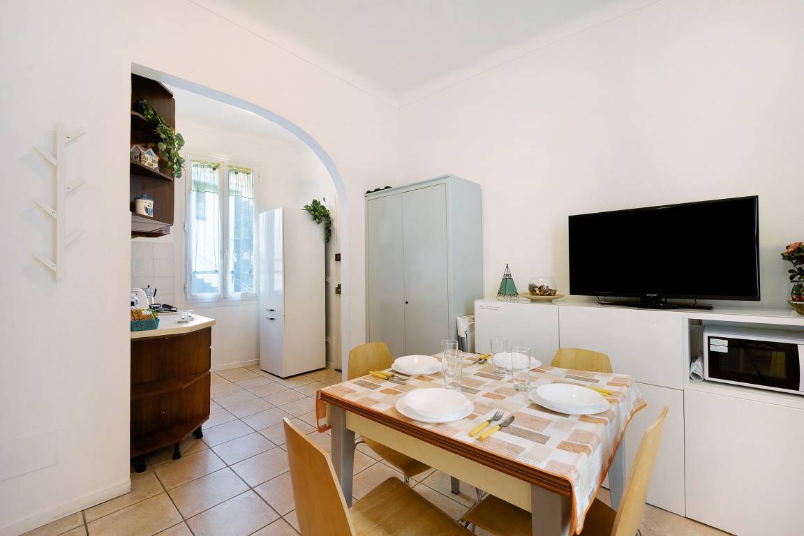 70 M² Appartement ∙ 2 Slaapkamers ∙ 6 Gasten - San Remo