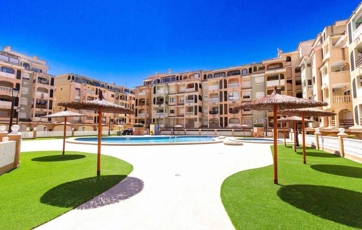 50 M² Appartement ∙ 1 Chambre ∙ 3 Personnes - Torrevieja