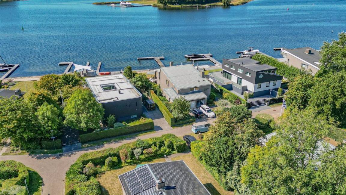 130 M² Ferienwohnung ∙ 4 Schlafzimmer ∙ 8 Gäste - Vrouwenpolder