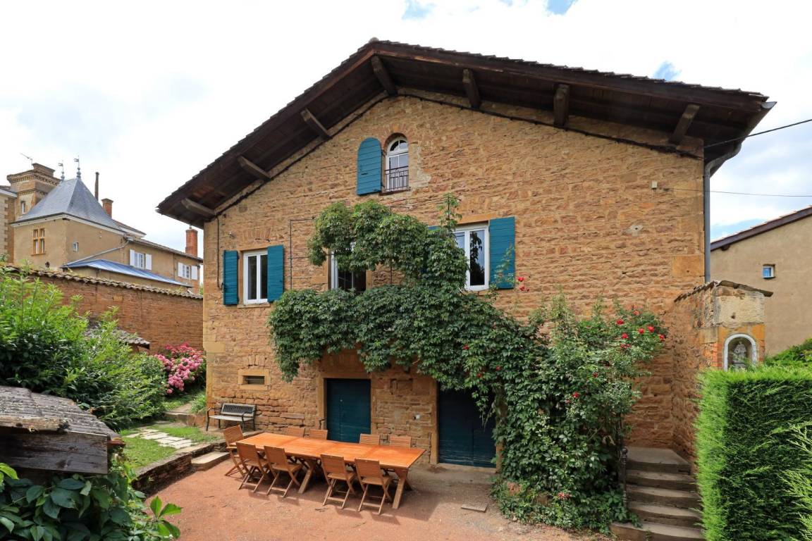 152 M² Gîte ∙ 4 Chambres ∙ 13 Personnes - Villefranche-sur-Saône