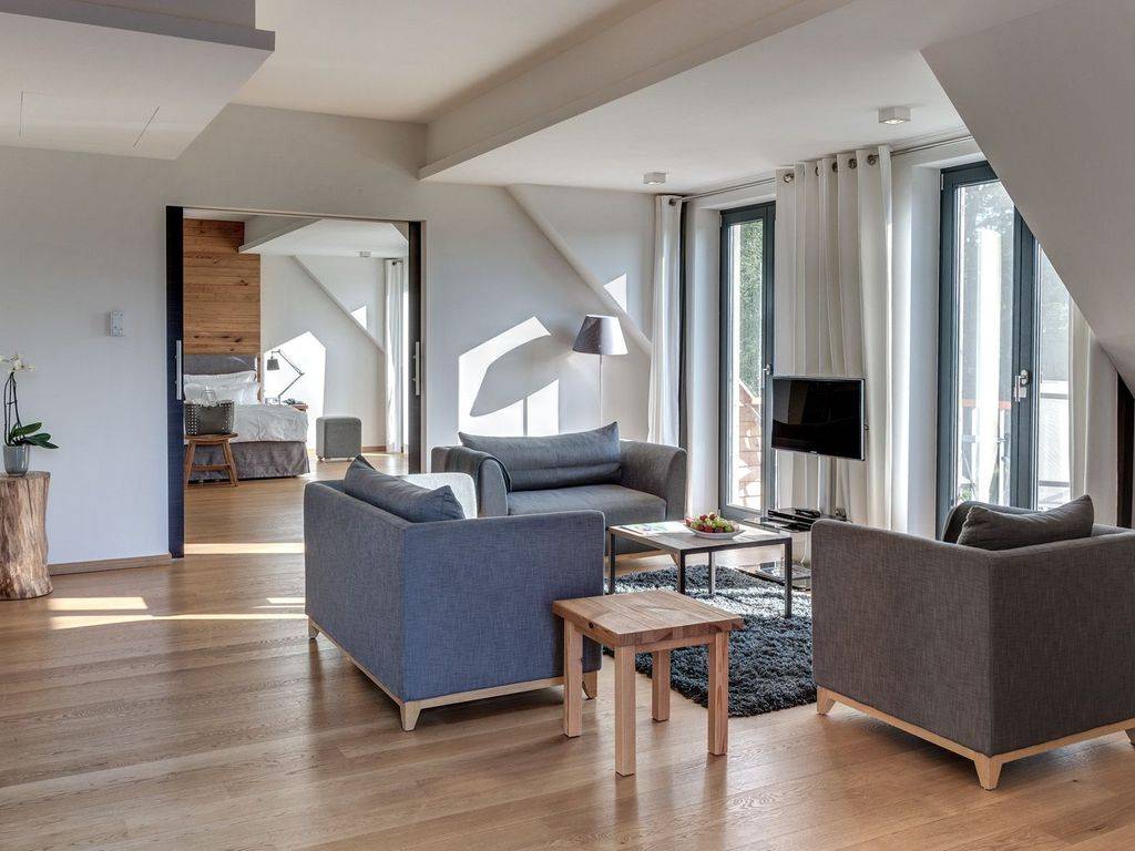 90 M² Apartament ∙ 1 Sypialnia ∙ 2 Gości - Lubin