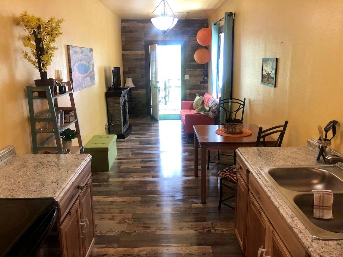 House ∙ 1 Bedroom ∙ 4 Guests - Swan Valley, ID