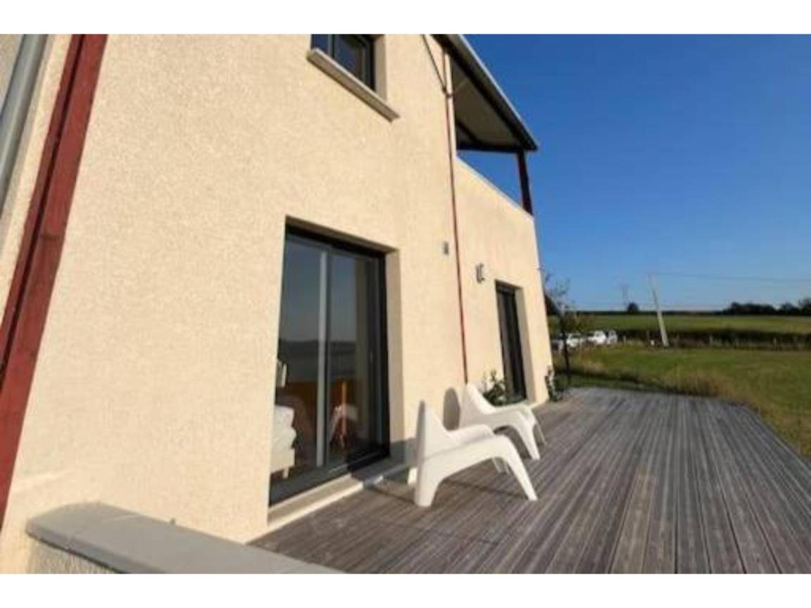 120 M² Maison De Vacances ∙ 3 Chambres ∙ 8 Personnes - Saint-Étienne