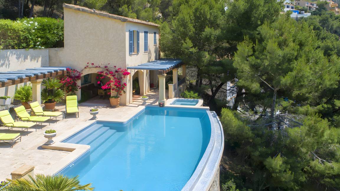 420 M² House ∙ 4 Bedrooms ∙ 8 Guests - Sant Elm