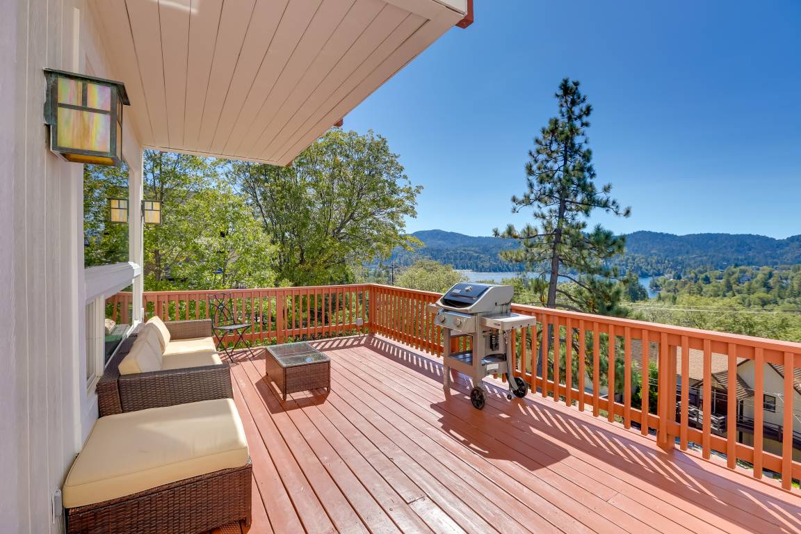 297 M² House ∙ 4 Bedrooms ∙ 9 Guests - Crestline, CA