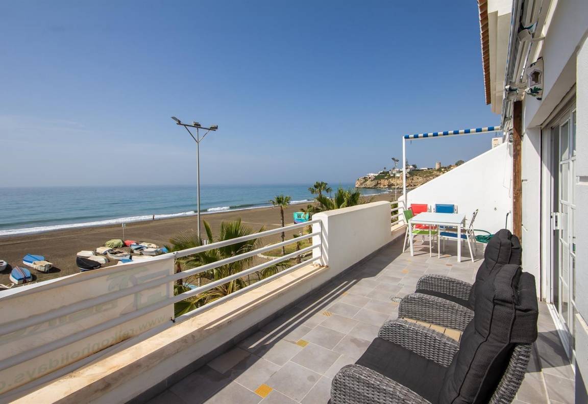 100 M² Apartamento ∙ 3 Habitaciones ∙ 6 Huéspedes - Rincón de la Victoria