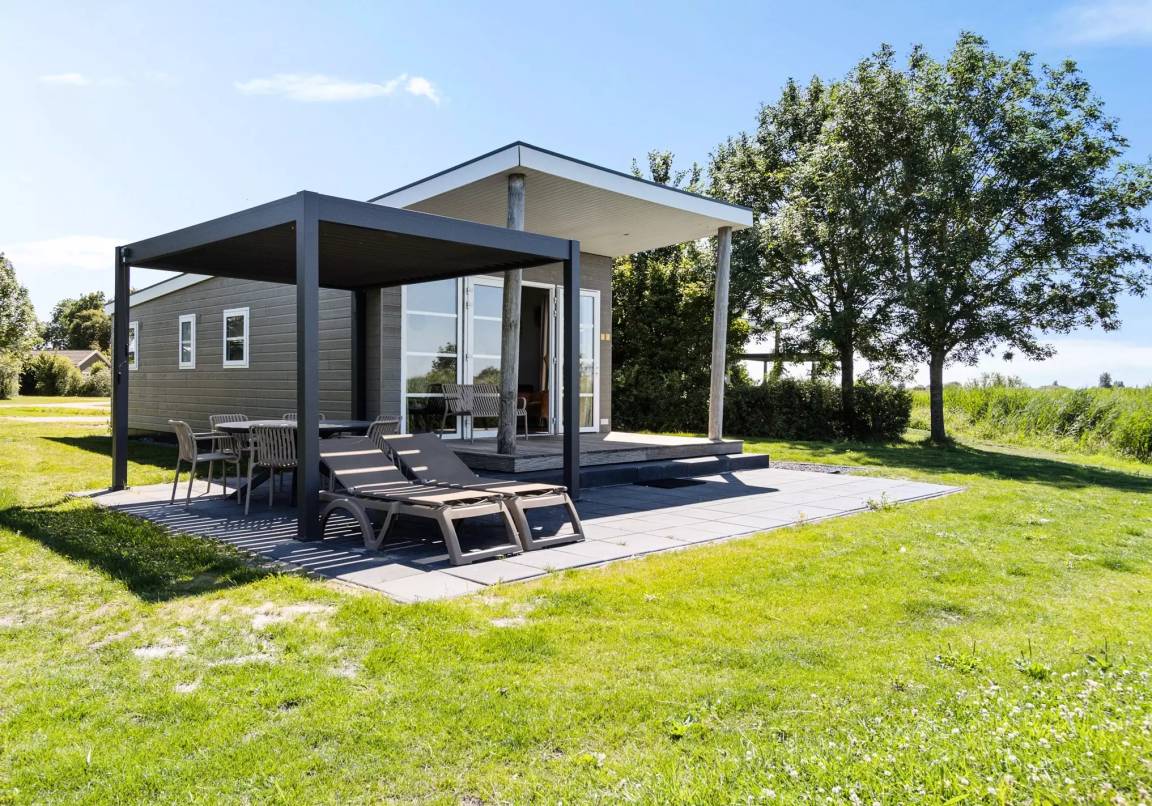 Chalet ∙ 3 Bedrooms ∙ 6 Guests - Sneek