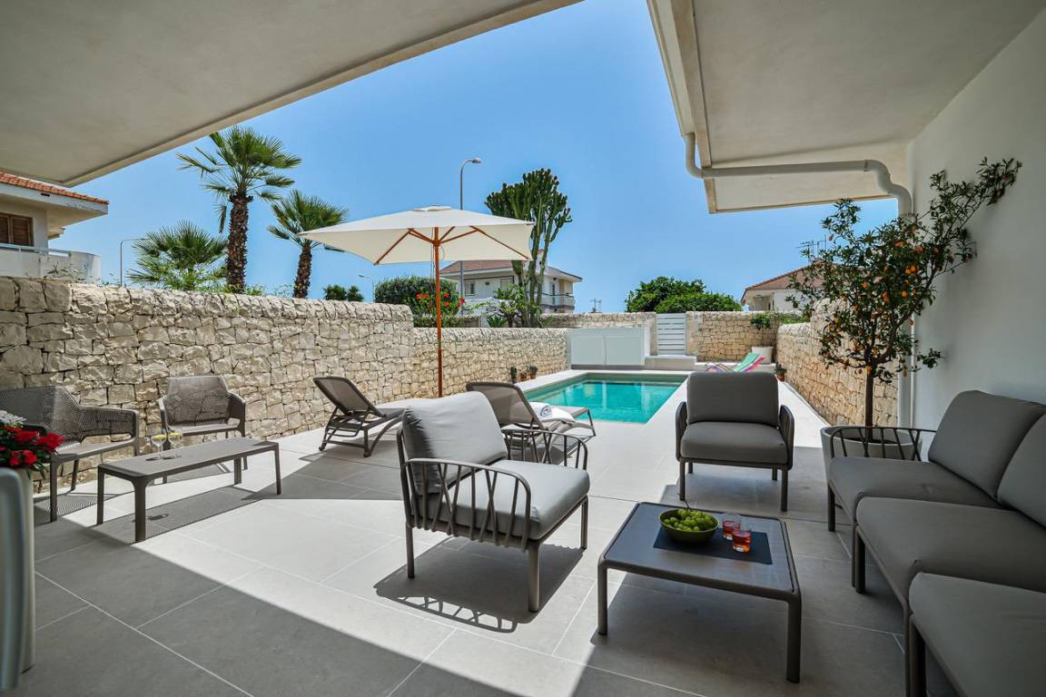 Villa ∙ 2 Bedrooms ∙ 6 Guests - Marina di Ragusa