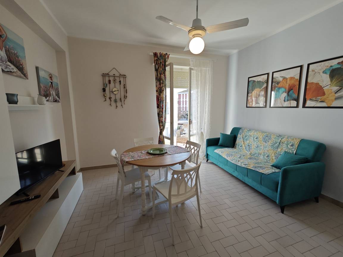 Apartment ∙ 2 Bedrooms ∙ 6 Guests - Numana