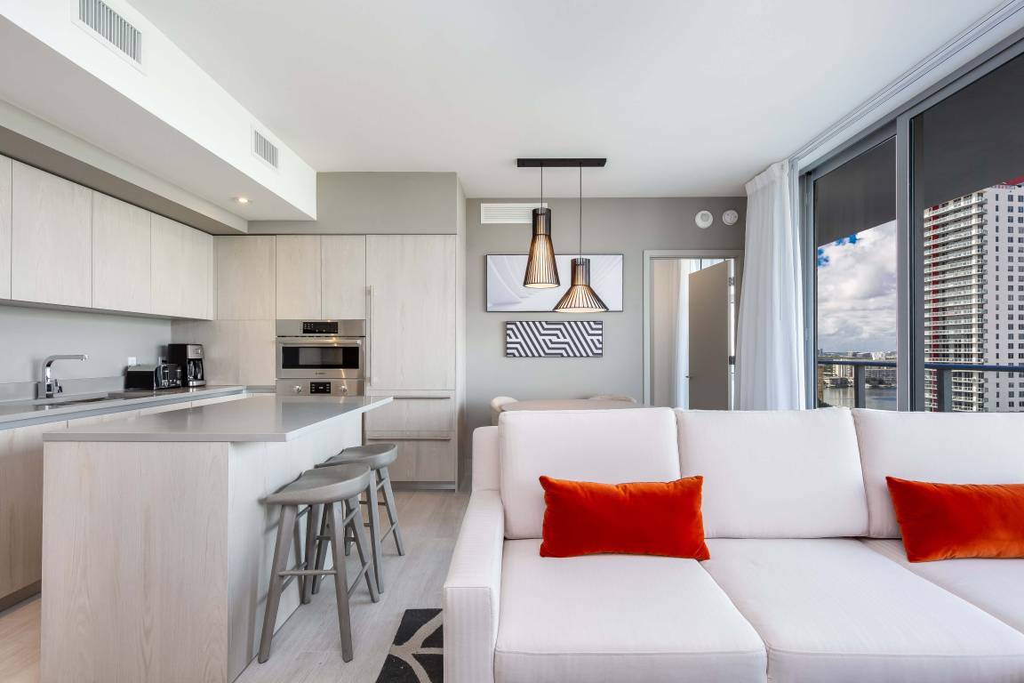 182 M² Condo ∙ 3 Bedrooms ∙ 8 Guests - Hollywood, FL