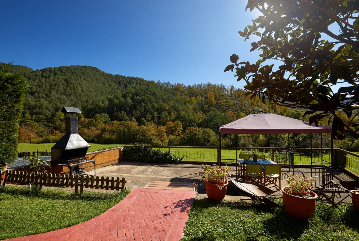 90 M² Maison De Vacances ∙ 3 Chambres ∙ 6 Personnes - Camprodon