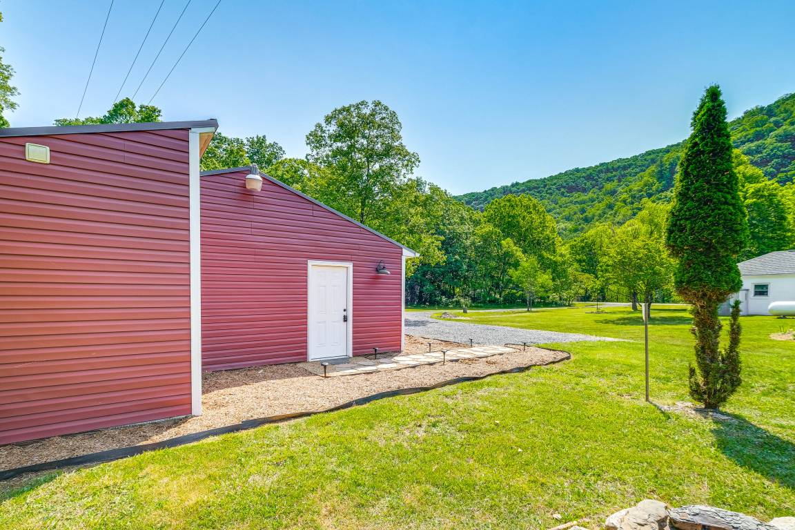 32 M² Casa ∙ 1 Habitación ∙ 4 Huéspedes - White Sulphur Springs, WV