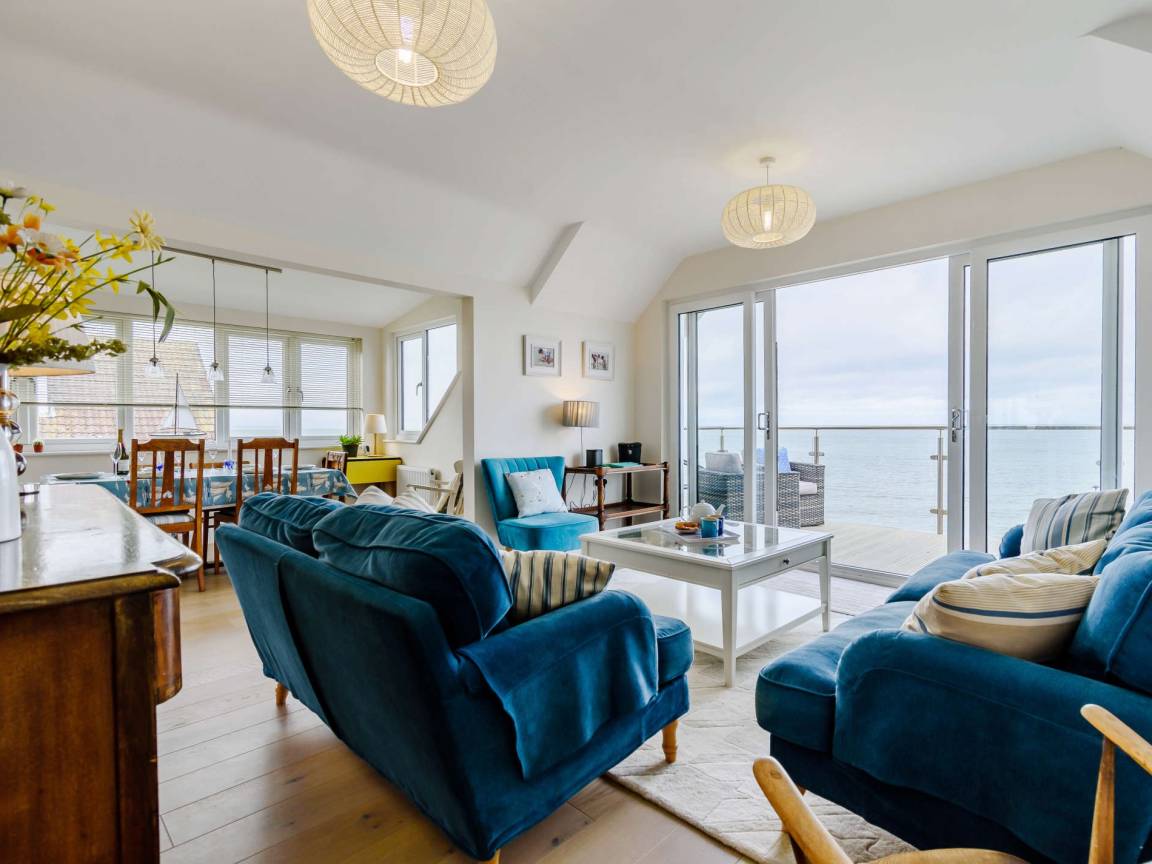 Cottage ∙ 3 Bedrooms ∙ 7 Guests - Whitstable