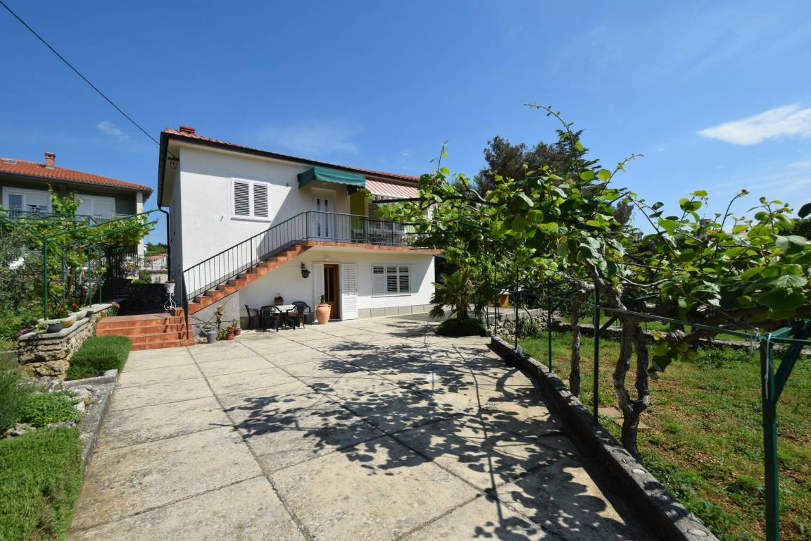 66 M² Ferienwohnung ∙ 3 Schlafzimmer ∙ 6 Gäste - Punat