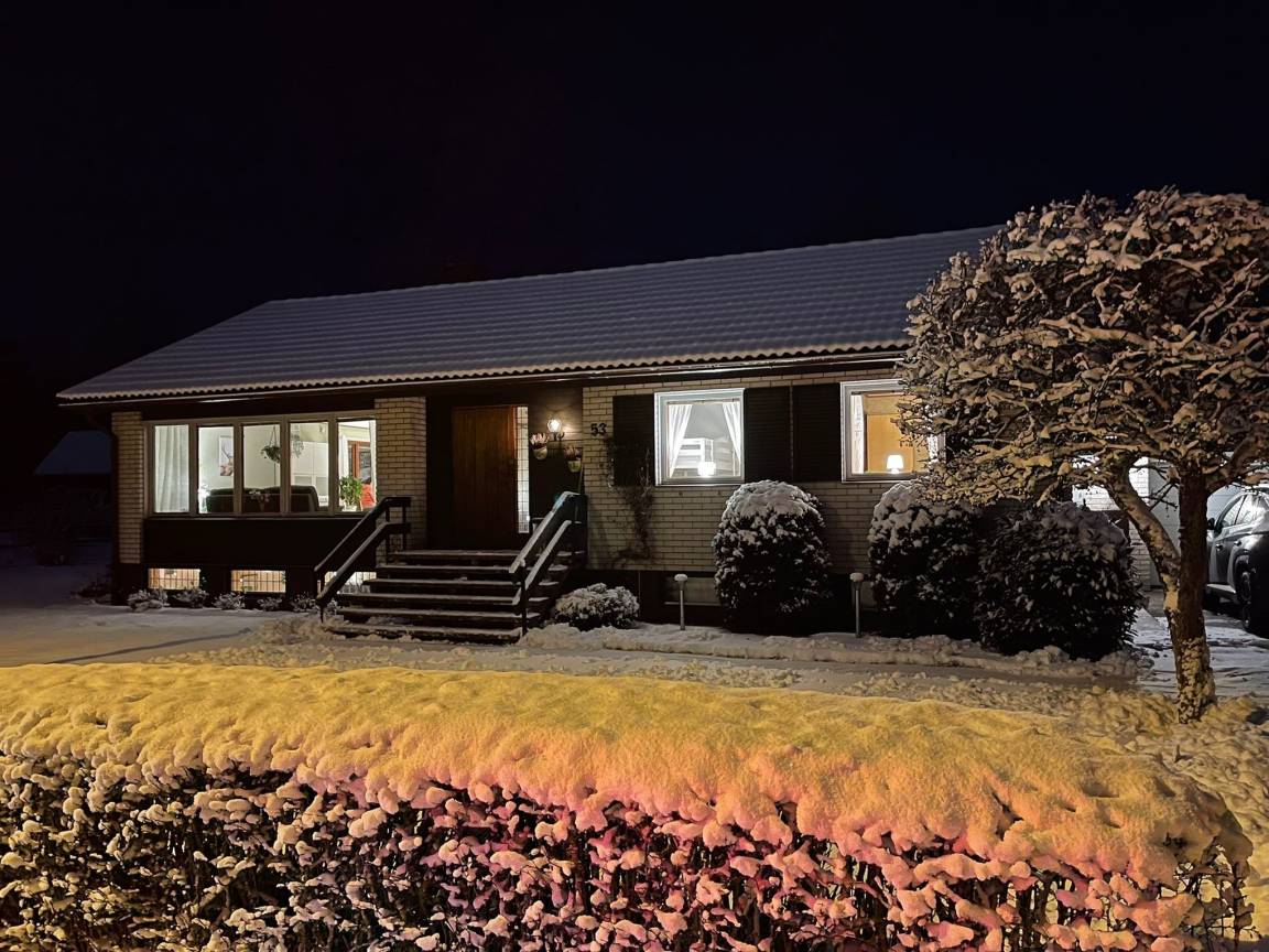 180 M² Hus ∙ 4 Sovrum ∙ 10 Gäster - Emmaboda