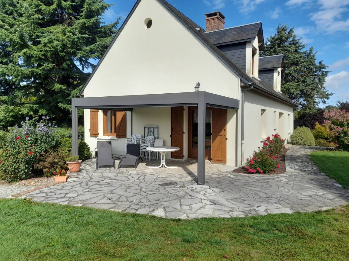 200 M² Cottage ∙ 5 Chambres ∙ 11 Personnes - Sarthe