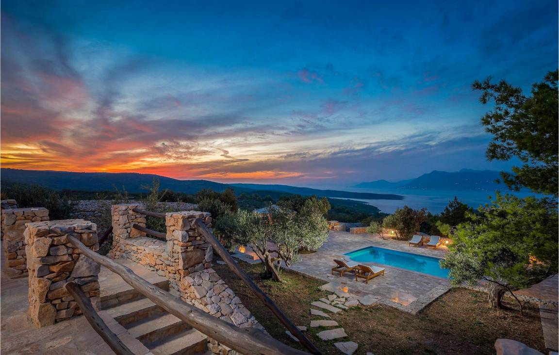 110 M² Ferienhaus ∙ 4 Schlafzimmer ∙ 6 Gäste - Mimice