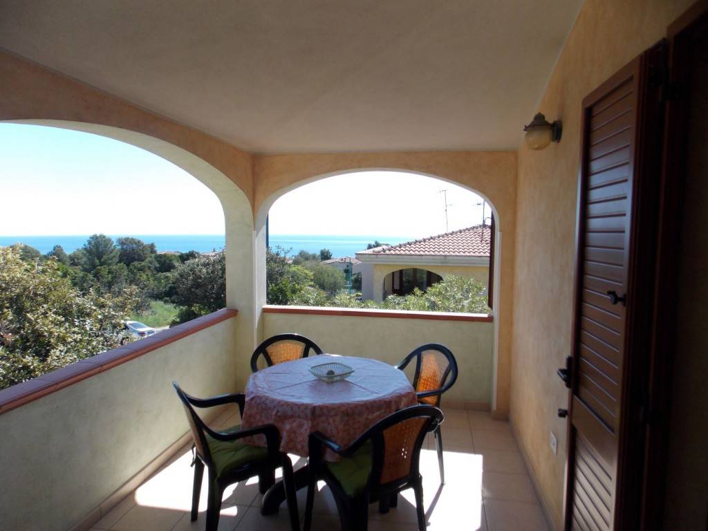 50 M² Ferienwohnung ∙ 2 Schlafzimmer ∙ 5 Gäste - Cala Gonone