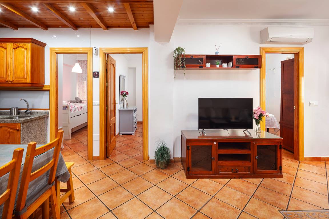 70 M² Ferienwohnung ∙ 3 Schlafzimmer ∙ 6 Gäste - Torre del Mar