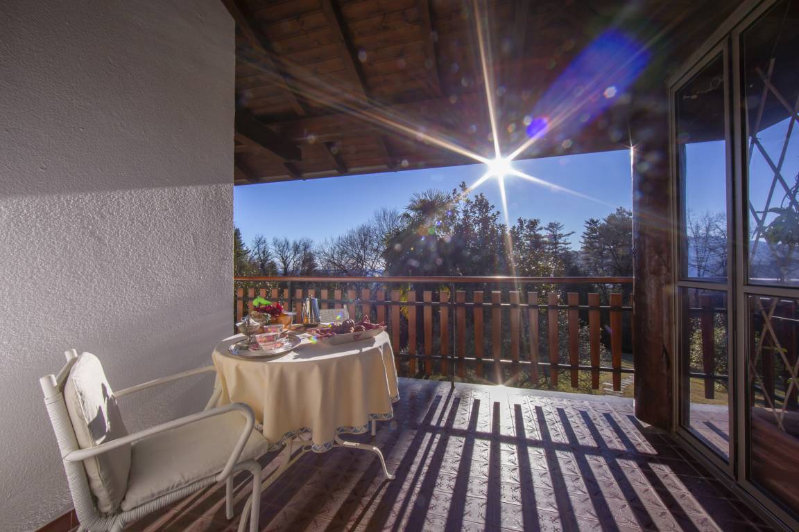 140 M² Ferienwohnung ∙ 3 Schlafzimmer ∙ 6 Gäste - Ghiffa
