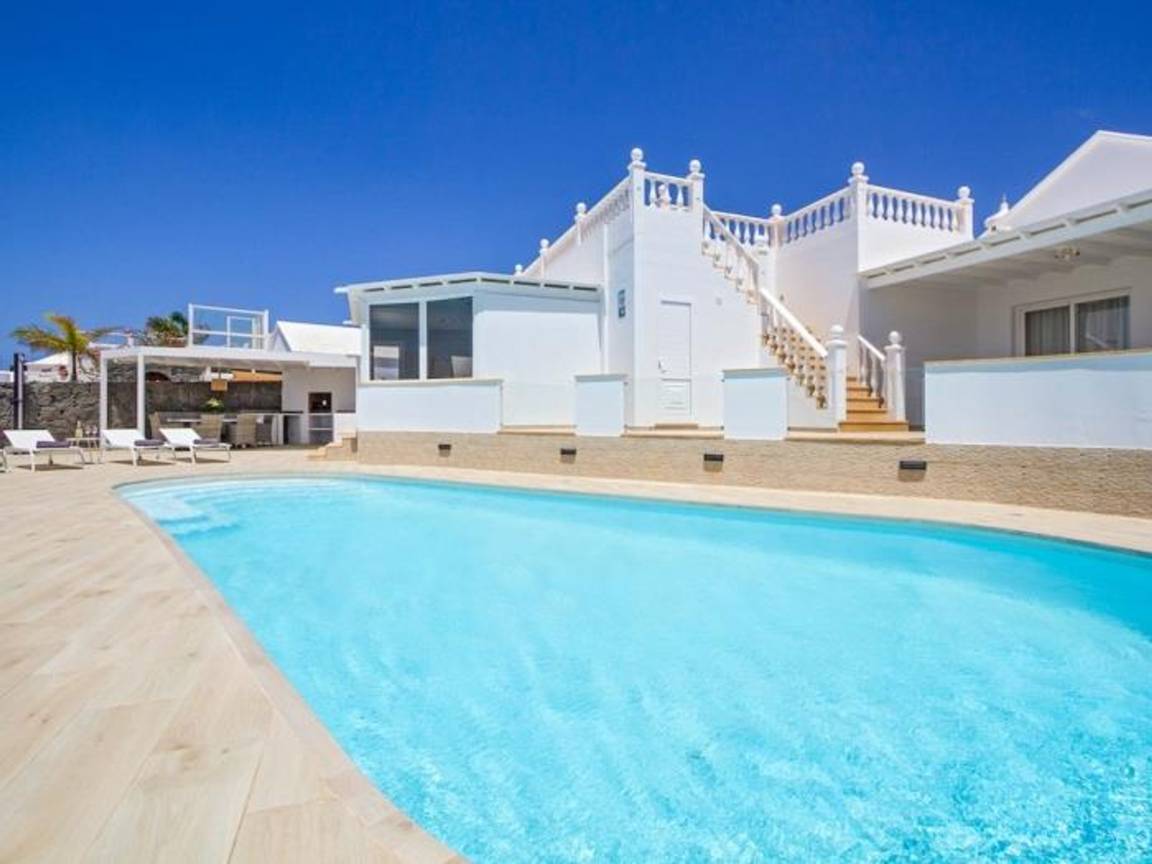 180 M² Villa ∙ 4 Habitaciones ∙ 8 Huéspedes - Playa Blanca, España