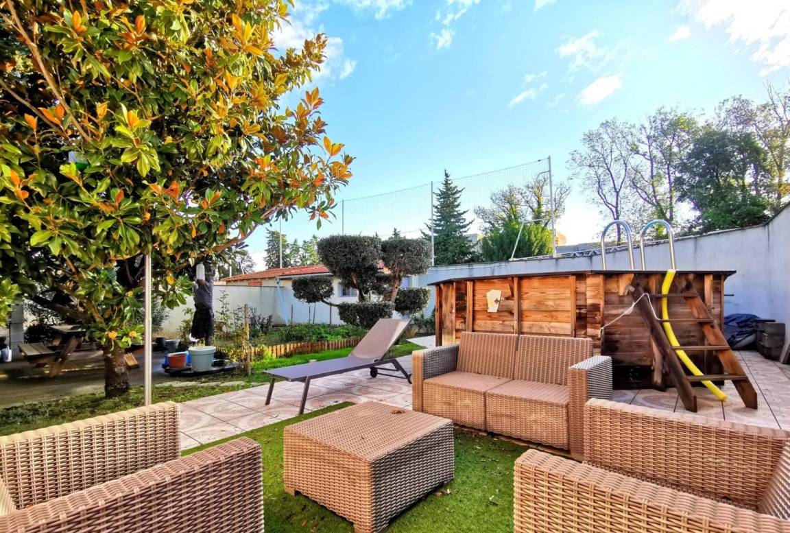 197 M² Gîte ∙ 3 Chambres ∙ 6 Personnes - Montélimar