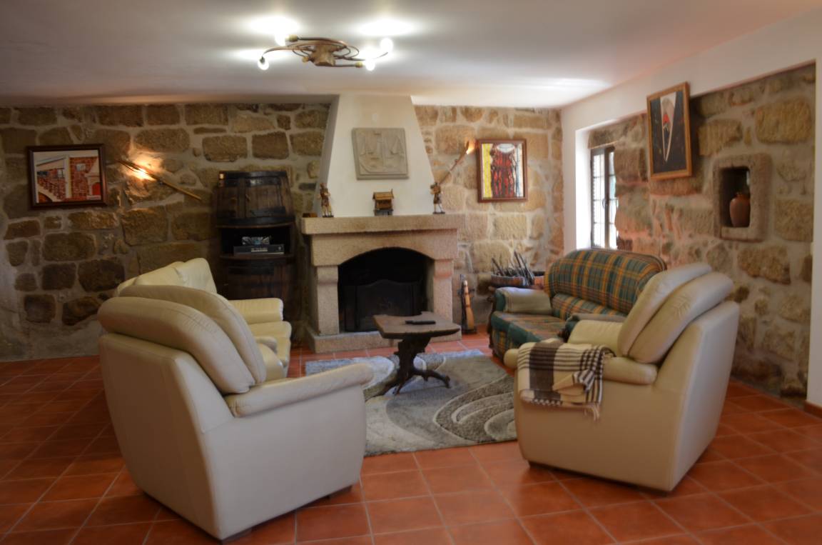 Gîte ∙ 4 Chambres ∙ 10 Personnes - Travancinha